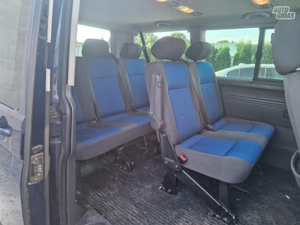Volkswagen Caravelle 2007 in Kelme, with an engine capacity of 2.50 L and mileage of 315 thousand km for 4800 €, photo 6 on AUTOMOTO.COM.LV