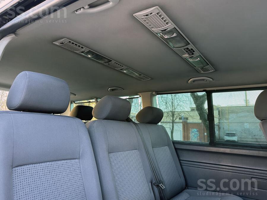 Volkswagen Caravelle 2008 in Riga, with an engine capacity of 2.50 L and mileage of 473 thousand km for 5950 €, photo 18 on AUTOMOTO.COM.LV