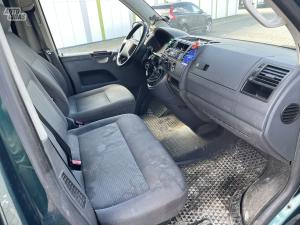 Volkswagen Caravelle 2008 Raseiniai, ar dzinēja tilpumu 2.50 L un nobraukumu 300 tūkst. km par 2300 €, foto 12 vietnē AUTOMOTO.COM.LV
