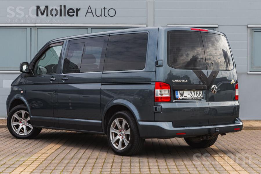 Volkswagen Caravelle 2009 in Ventspils, with an engine capacity of 2.50 L and mileage of 321 thousand km for 6000 €, photo 3 on AUTOMOTO.COM.LV