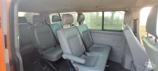 Volkswagen Caravelle 2009 Viļņa, ar dzinēja tilpumu 1.90 L un nobraukumu 280 tūkst. km par 4700 €, foto 6 vietnē AUTOMOTO.COM.LV
