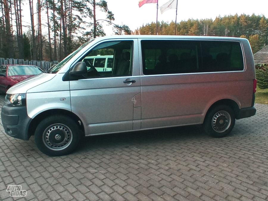 Volkswagen Caravelle 2010 Druskininkai, ar dzinēja tilpumu 2.00 L un nobraukumu 171 tūkst. km par 11900 €, foto 8 vietnē AUTOMOTO.COM.LV