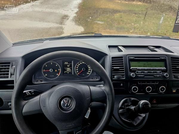 Volkswagen Caravelle 2010 in Kaisiadorys, with an engine capacity of 2.00 L and mileage of 300 thousand km for 9000 €, photo 8 on AUTOMOTO.COM.LV