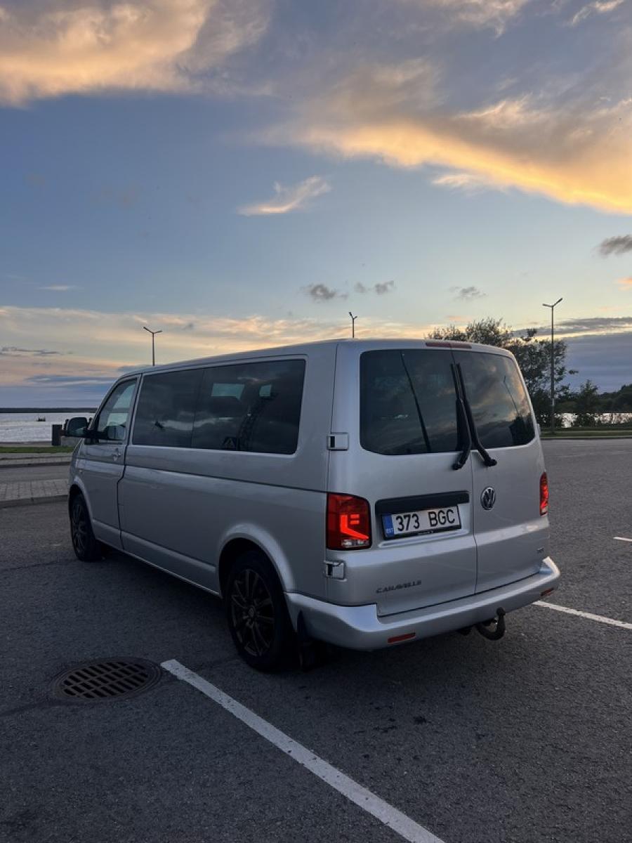 Volkswagen Caravelle 2012 Narva, ar dzinēja tilpumu 2.00 L un nobraukumu 322 tūkst. km par 10900 €, foto 25 vietnē AUTOMOTO.COM.LV