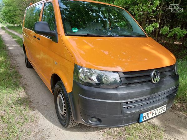 Volkswagen Caravelle 2014 in Marijampole, with an engine capacity of 2.00 L and mileage of 194 thousand km for 9999 €, photo 2 on AUTOMOTO.COM.LV