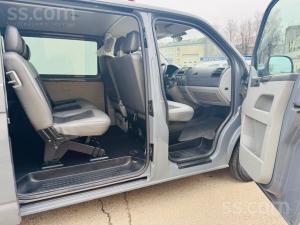 Volkswagen Caravelle 2014 Rīga, ar dzinēja tilpumu 2.00 L un nobraukumu 0 tūkst. km par 12700 €, foto 11 vietnē AUTOMOTO.COM.LV