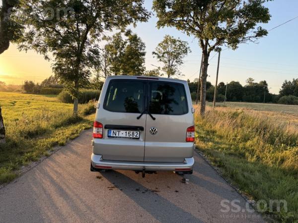 Volkswagen Caravelle 2014 Liepāja, ar dzinēja tilpumu 2.00 L un nobraukumu 420 tūkst. km par 13900 €, foto 5 vietnē AUTOMOTO.COM.LV