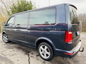 Volkswagen Caravelle 2015 Daugavpils, ar dzinēja tilpumu 2.00 L un nobraukumu 269 tūkst. km par 23500 €, foto 4 vietnē AUTOMOTO.COM.LV