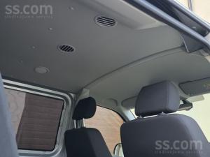 Volkswagen Caravelle 2020 in Riga, with an engine capacity of 2.00 L and mileage of 97 thousand km for 28995 €, photo 17 on AUTOMOTO.COM.LV