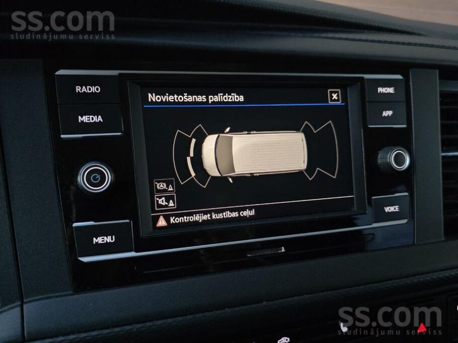 Volkswagen Caravelle 2020 in Riga, with an engine capacity of 2.00 L and mileage of 97 thousand km for 28995 €, photo 24 on AUTOMOTO.COM.LV