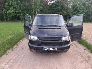 Volkswagen Caravelle 1997 Viļņa, ar dzinēja tilpumu 2.50 L un nobraukumu 532 tūkst. km par 3100 €, foto  vietnē AUTOMOTO.COM.LV