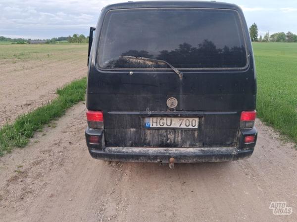 Volkswagen Caravelle 1997 Viļņa, ar dzinēja tilpumu 2.50 L un nobraukumu 532 tūkst. km par 3100 €, foto 3 vietnē AUTOMOTO.COM.LV