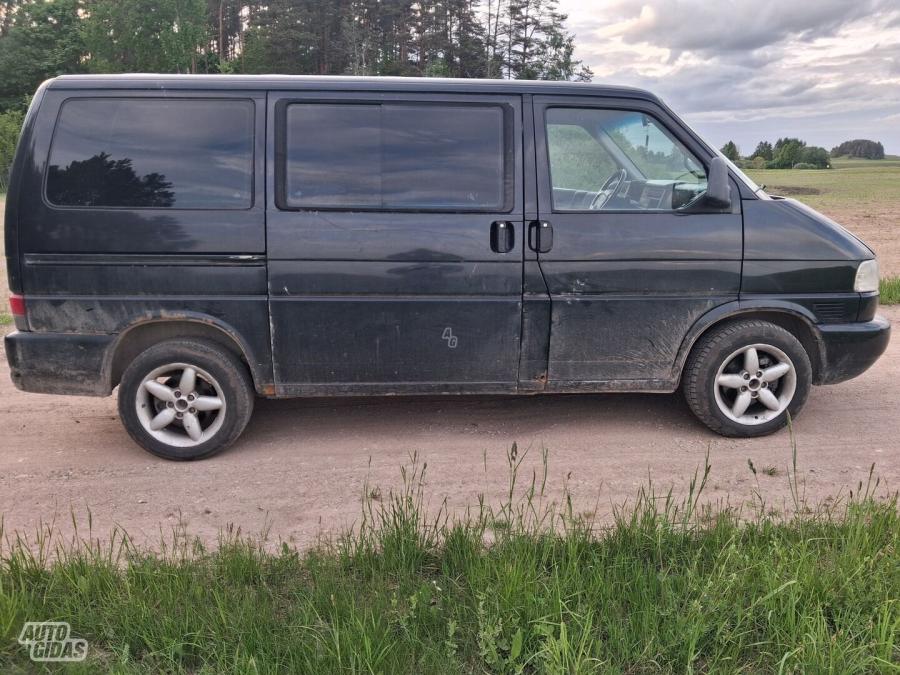 Volkswagen Caravelle 1997 Viļņa, ar dzinēja tilpumu 2.50 L un nobraukumu 532 tūkst. km par 3100 €, foto 5 vietnē AUTOMOTO.COM.LV