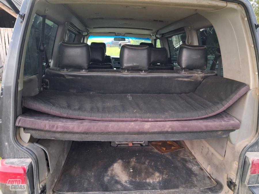 Volkswagen Caravelle 1997 Viļņa, ar dzinēja tilpumu 2.50 L un nobraukumu 532 tūkst. km par 3100 €, foto 14 vietnē AUTOMOTO.COM.LV