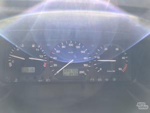 Volkswagen Caravelle 1997 Alīta, ar dzinēja tilpumu 2.50 L un nobraukumu 391 tūkst. km par 2950 €, foto 25 vietnē AUTOMOTO.COM.LV