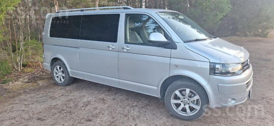 Volkswagen Caravelle 2014 in Valmiera, with an engine capacity of 2.00 L and mileage of 300 thousand km for 16000 €, photo 3 on AUTOMOTO.COM.LV