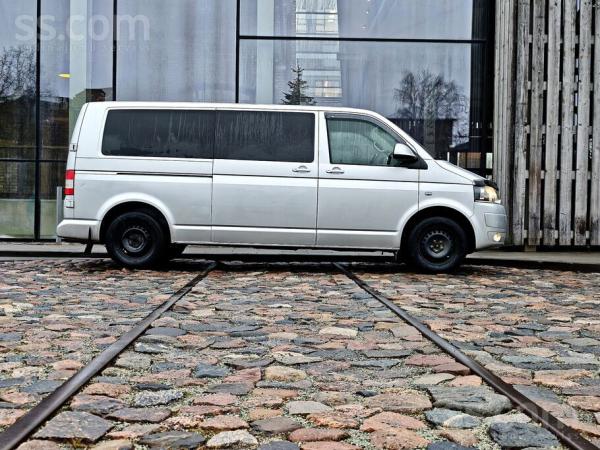 Volkswagen Caravelle 2015 in Riga, with an engine capacity of 2.00 L and mileage of 196 thousand km for 13888 €, photo 5 on AUTOMOTO.COM.LV
