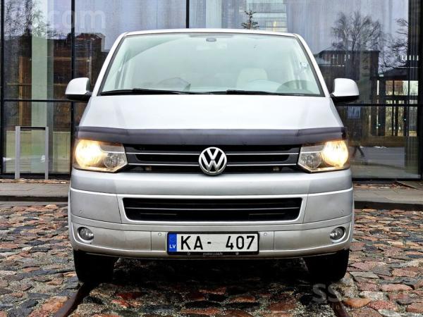 Volkswagen Caravelle 2015 in Riga, with an engine capacity of 2.00 L and mileage of 196 thousand km for 13888 €, photo 7 on AUTOMOTO.COM.LV
