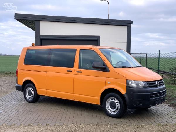 Volkswagen Caravelle 2016 Kauņa, ar dzinēja tilpumu 2.00 L un nobraukumu 261 tūkst. km par 14499 €, foto 2 vietnē AUTOMOTO.COM.LV