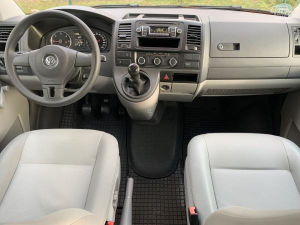 Volkswagen Caravelle 2016 in Kaunas, with an engine capacity of 2.00 L and mileage of 261 thousand km for 14499 €, photo 11 on AUTOMOTO.COM.LV