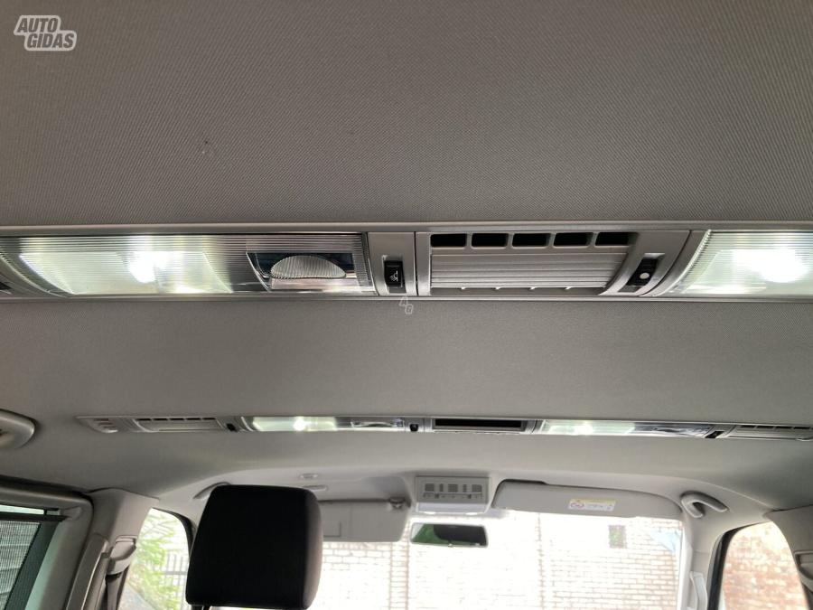 Volkswagen Caravelle 2017 in Kaunas, with an engine capacity of 2.00 L and mileage of 212 thousand km for 24500 €, photo 15 on AUTOMOTO.COM.LV