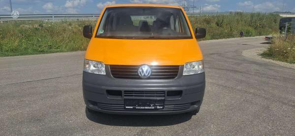 Oranžs Volkswagen Caravelle 2005 Marijampole, ar dzinēja tilpumu 1.90 L un nobraukumu 437 tūkst. km par 5800 €, foto 7 vietnē AUTOMOTO.COM.LV