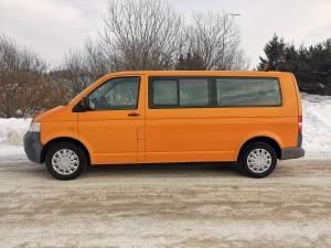 Orange Volkswagen Caravelle 2007 in Klaipeda, with an engine capacity of 1.90 L and mileage of 300 thousand km for 4999 €, photo 2 on AUTOMOTO.COM.LV