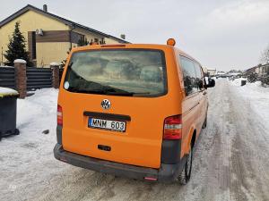 Orange Volkswagen Caravelle 2007 in Klaipeda, with an engine capacity of 1.90 L and mileage of 300 thousand km for 4999 €, photo 5 on AUTOMOTO.COM.LV