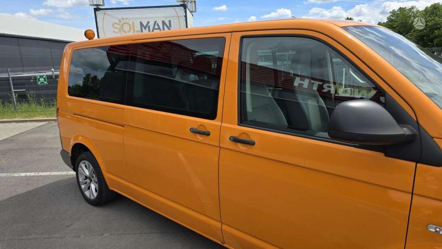 Oranžs Volkswagen Caravelle 2013 Šauļi, ar dzinēja tilpumu 1.99 L un nobraukumu 145 tūkst. km par 8850 €, foto 6 vietnē AUTOMOTO.COM.LV