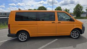 Oranžs Volkswagen Caravelle 2013 Šauļi, ar dzinēja tilpumu 1.99 L un nobraukumu 145 tūkst. km par 8850 €, foto 7 vietnē AUTOMOTO.COM.LV