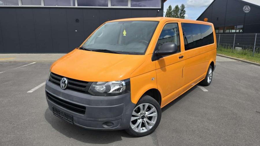 Oranžs Volkswagen Caravelle 2013 Šauļi, ar dzinēja tilpumu 1.99 L un nobraukumu 145 tūkst. km par 8850 €, foto 15 vietnē AUTOMOTO.COM.LV