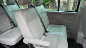 Oranžs Volkswagen Caravelle 2013 Šauļi, ar dzinēja tilpumu 1.99 L un nobraukumu 145 tūkst. km par 8850 €, foto 22 vietnē AUTOMOTO.COM.LV