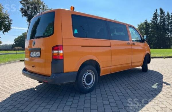 Orange Volkswagen Caravelle 2008 in Riga, with an engine capacity of 1.90 L and mileage of 0 thousand km for 6800 €, photo 2 on AUTOMOTO.COM.LV