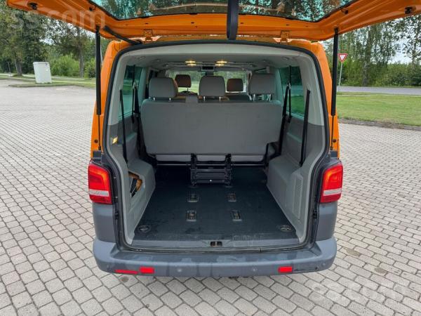 Orange Volkswagen Caravelle 2010 in Riga, with an engine capacity of 2.00 L and mileage of 390 thousand km for 7100 €, photo 8 on AUTOMOTO.COM.LV
