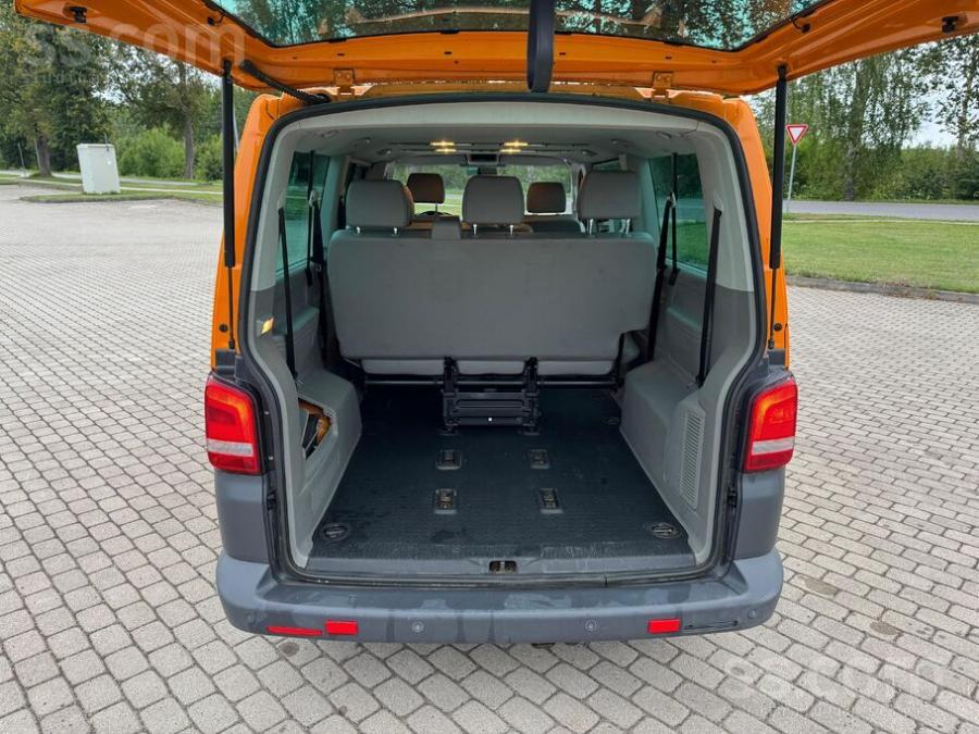 Orange Volkswagen Caravelle 2010 in Riga, with an engine capacity of 2.00 L and mileage of 390 thousand km for 7100 €, photo 8 on AUTOMOTO.COM.LV