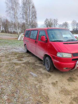 Sarkans Volkswagen Caravelle 1996 Utena, ar dzinēja tilpumu 2.46 L un nobraukumu 603 tūkst. km par 2800 €, foto 2 vietnē AUTOMOTO.COM.LV