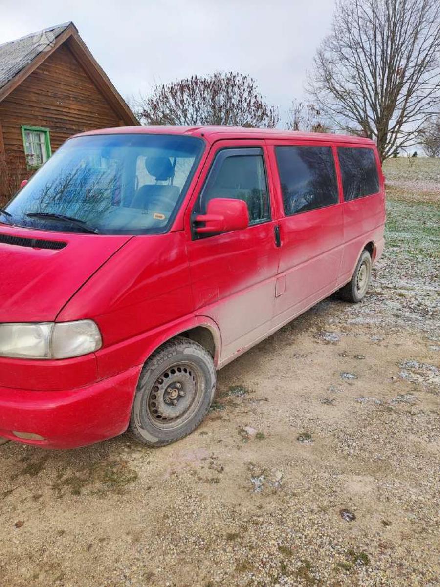 Sarkans Volkswagen Caravelle 1996 Utena, ar dzinēja tilpumu 2.46 L un nobraukumu 603 tūkst. km par 2800 €, foto 3 vietnē AUTOMOTO.COM.LV
