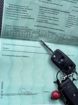 Red Volkswagen Caravelle 2010 in Kaunas, with an engine capacity of 1.97 L and mileage of 274 thousand km for 10600 €, photo 4 on AUTOMOTO.COM.LV