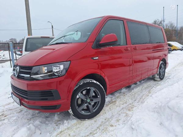 Sarkans Volkswagen Caravelle 2015 Viļņa, ar dzinēja tilpumu 2.00 L un nobraukumu 282 tūkst. km par 17300 €, foto 2 vietnē AUTOMOTO.COM.LV