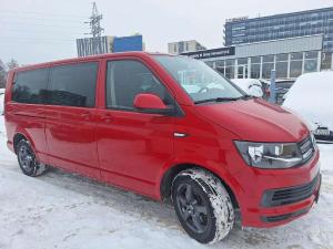 Red Volkswagen Caravelle 2015 in Vilnius, with an engine capacity of 2.00 L and mileage of 282 thousand km for 17300 €, photo 7 on AUTOMOTO.COM.LV