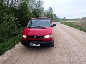 Красный Фольксваген Каравелла 1996 в Бауска, объемом двигателя 2.50 л и пробегом 520 тыс. км за 3300 €, фото 3 на AUTOMOTO.COM.LV