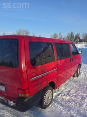 Красный Фольксваген Каравелла 1996 в Бауска, объемом двигателя 2.50 л и пробегом 512 тыс. км за 2900 €, фото 4 на AUTOMOTO.COM.LV