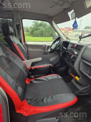 Red Volkswagen Caravelle 1997 in Jekabpils, with an engine capacity of 2.50 L and mileage of 520 thousand km for 3300 €, photo 7 on AUTOMOTO.COM.LV