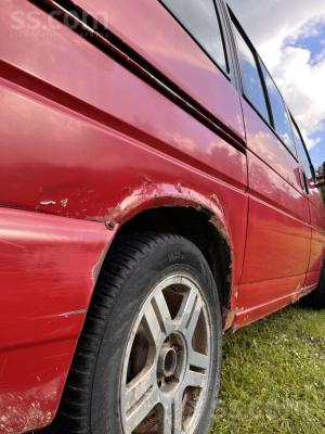 Sarkans Volkswagen Caravelle 1998 Balvi, ar dzinēja tilpumu 2.50 L un nobraukumu 319 tūkst. km par 1200 €, foto 4 vietnē AUTOMOTO.COM.LV