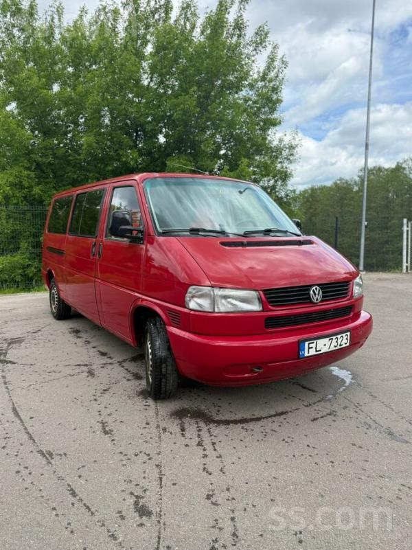Sarkans Volkswagen Caravelle 1999 Daugavpils, ar dzinēja tilpumu 2.50 L un nobraukumu 0 tūkst. km par 4000 €, foto 2 vietnē AUTOMOTO.COM.LV