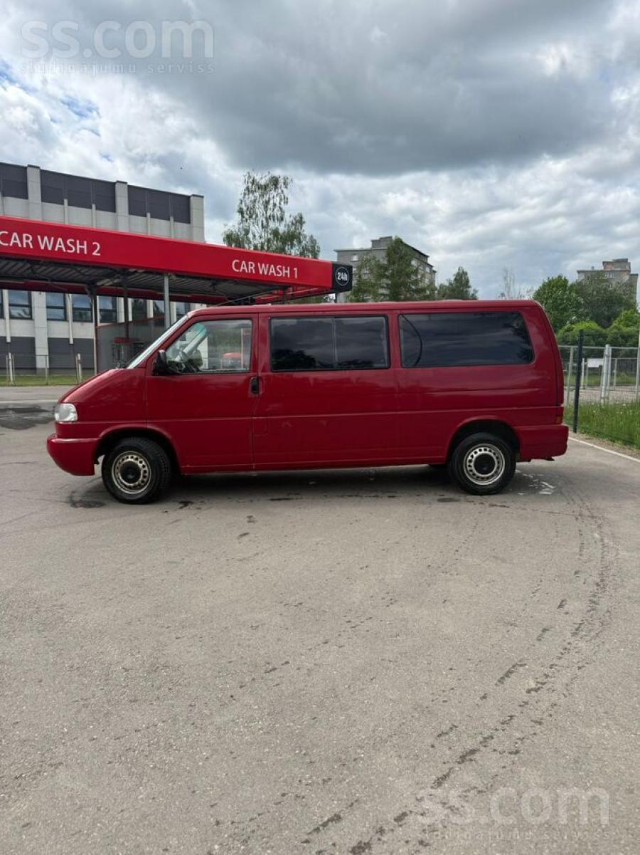 Sarkans Volkswagen Caravelle 1999 Daugavpils, ar dzinēja tilpumu 2.50 L un nobraukumu 0 tūkst. km par 4000 €, foto 4 vietnē AUTOMOTO.COM.LV