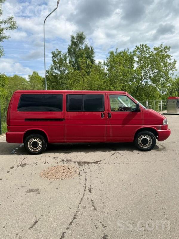 Sarkans Volkswagen Caravelle 1999 Daugavpils, ar dzinēja tilpumu 2.50 L un nobraukumu 0 tūkst. km par 4000 €, foto 4 vietnē AUTOMOTO.COM.LV