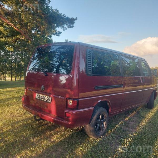 Sarkans Volkswagen Caravelle 1999 Dobele, ar dzinēja tilpumu 2.50 L un nobraukumu 280 tūkst. km par 7500 €, foto 3 vietnē AUTOMOTO.COM.LV