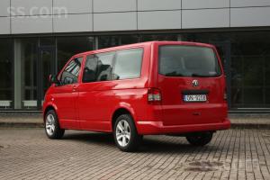 Красный Фольксваген Каравелла 2005 в Тукумс, объемом двигателя 2.50 л и пробегом 0 тыс. км за 7400 €, фото 12 на AUTOMOTO.COM.LV