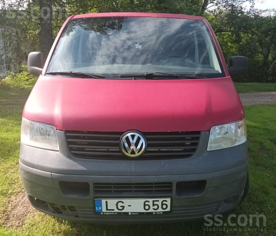 Sarkans Volkswagen Caravelle 2007 Cēsis, ar dzinēja tilpumu 1.90 L un nobraukumu 412 tūkst. km par 3000 €, foto 1 vietnē AUTOMOTO.COM.LV